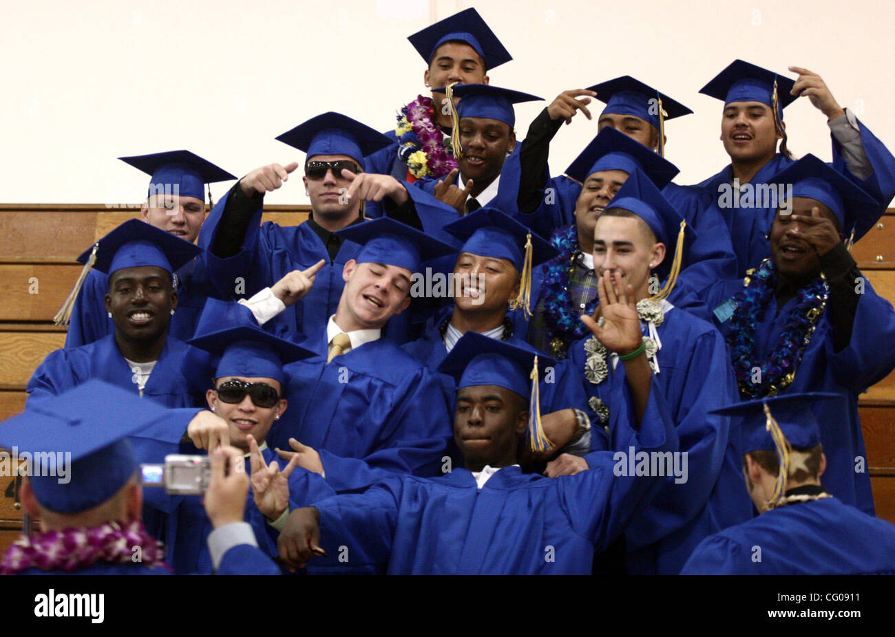 A group of Newark Memorial High School Class of 2007 graduates gather ...