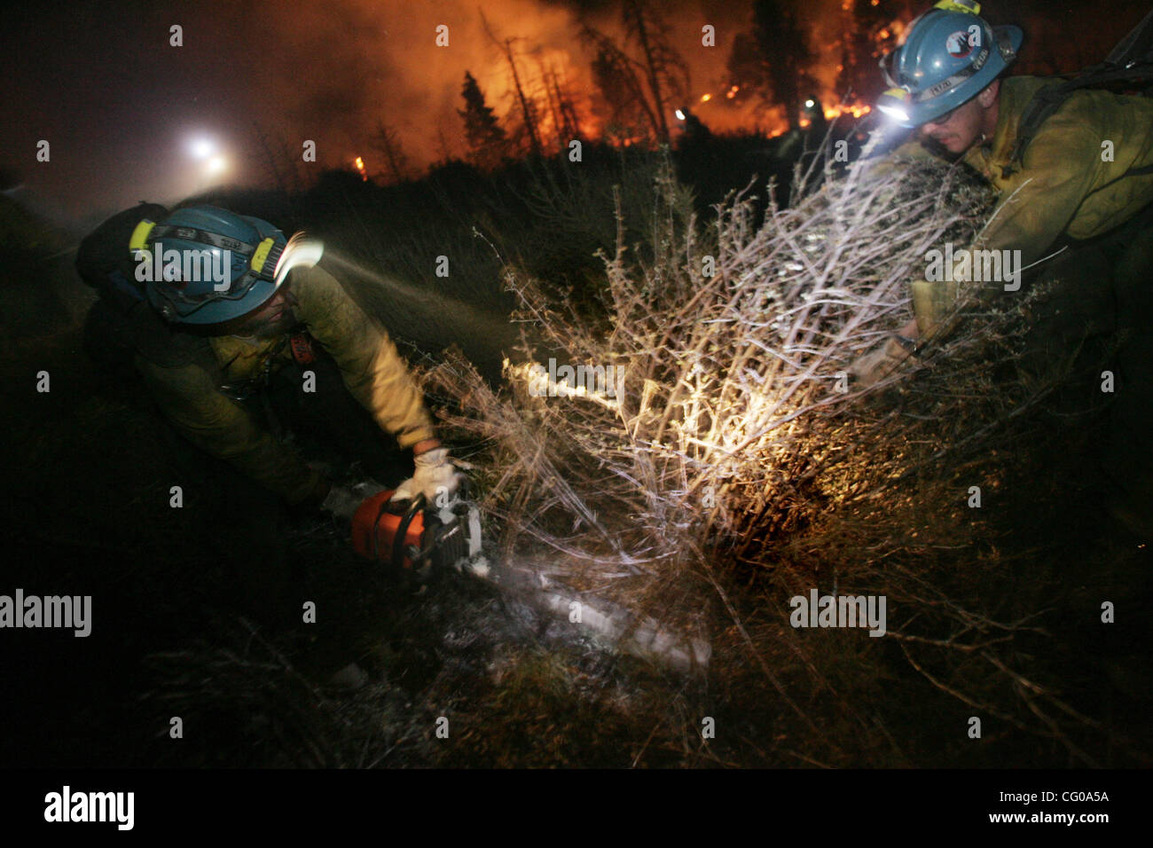 Photo by: Guy Kitchens Del Rosa Hotshot Jeff Bates, and David Borero ...