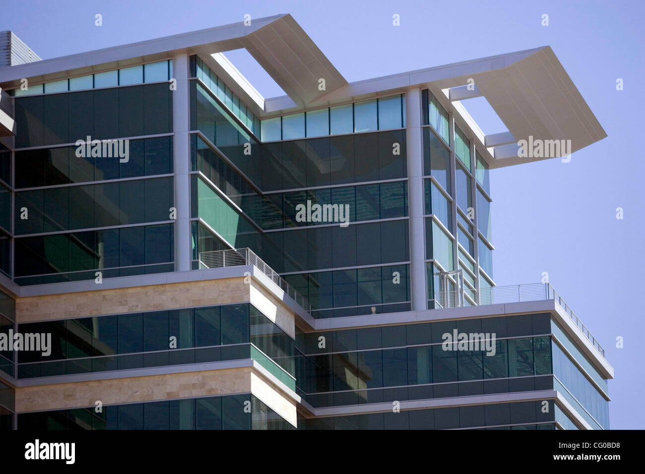 Sunroad hi-res stock photography and images - Alamy