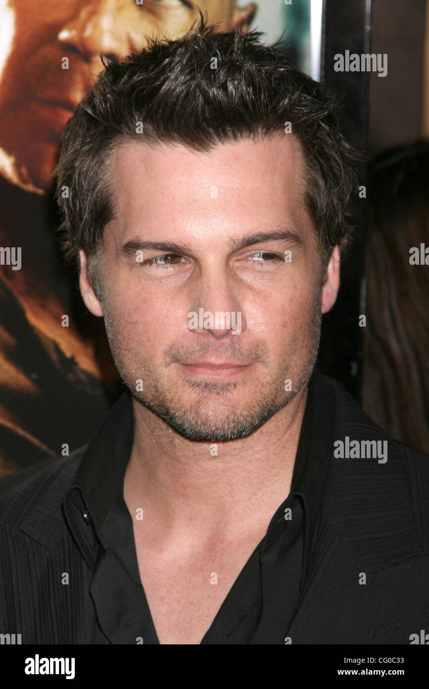 Jun 22, 2007 - New York, NY, USA - Director LEN WISEMAN at the arrivals ...