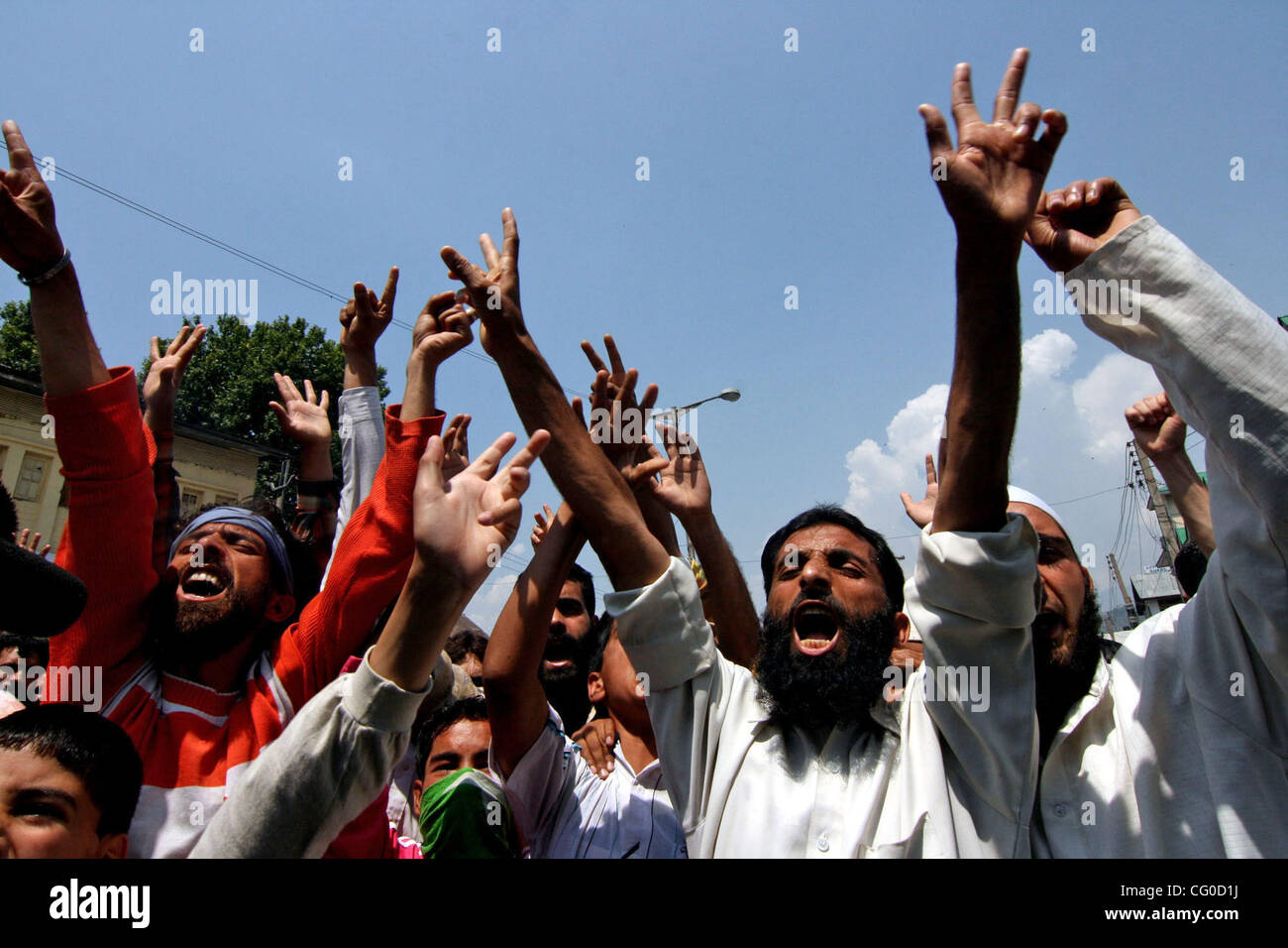 Angry protesters hi-res stock photography and images - Alamy