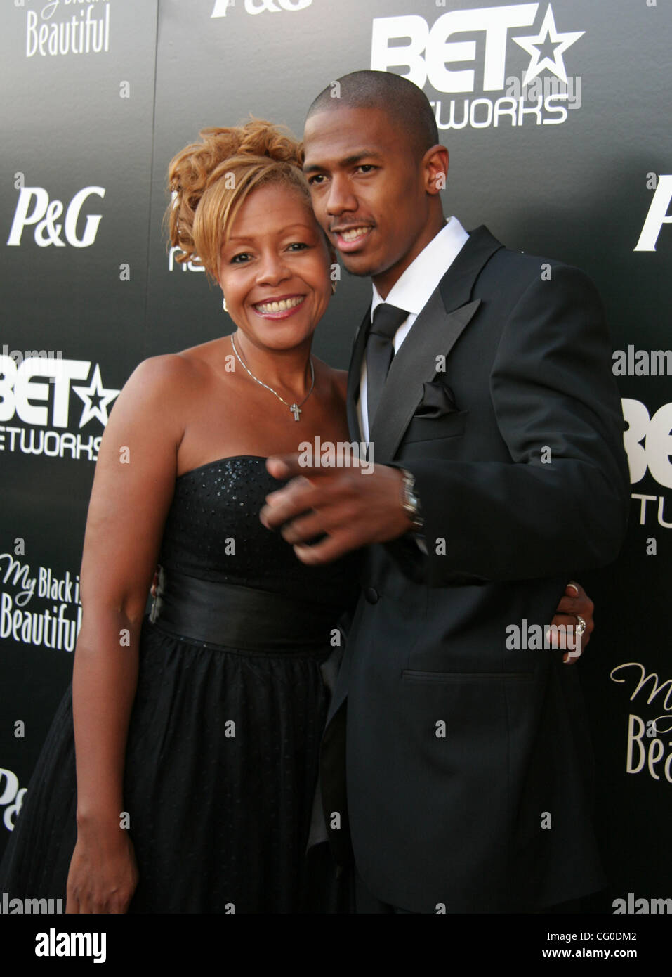 Beth hackett mother and nick cannon hi-res stock photography and images ...