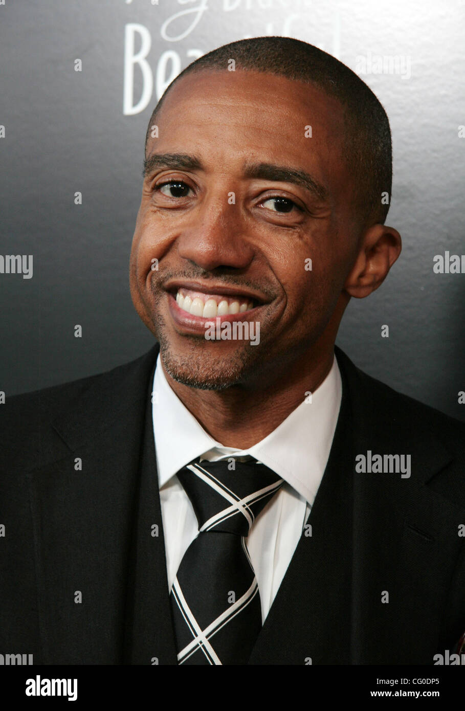 Jun 25, 2007 - Hollywood, CA, USA - KEVIN LYLES arriving at the first ...