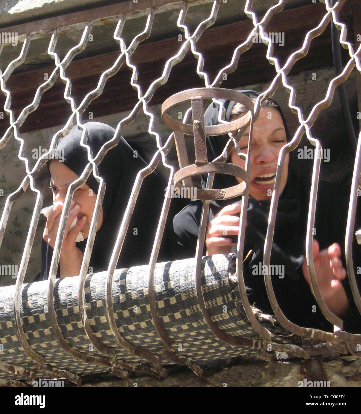 Jun 25, 2007 - Gaza City, Gaza - Palestinian relatives of Islamic Jihad ...