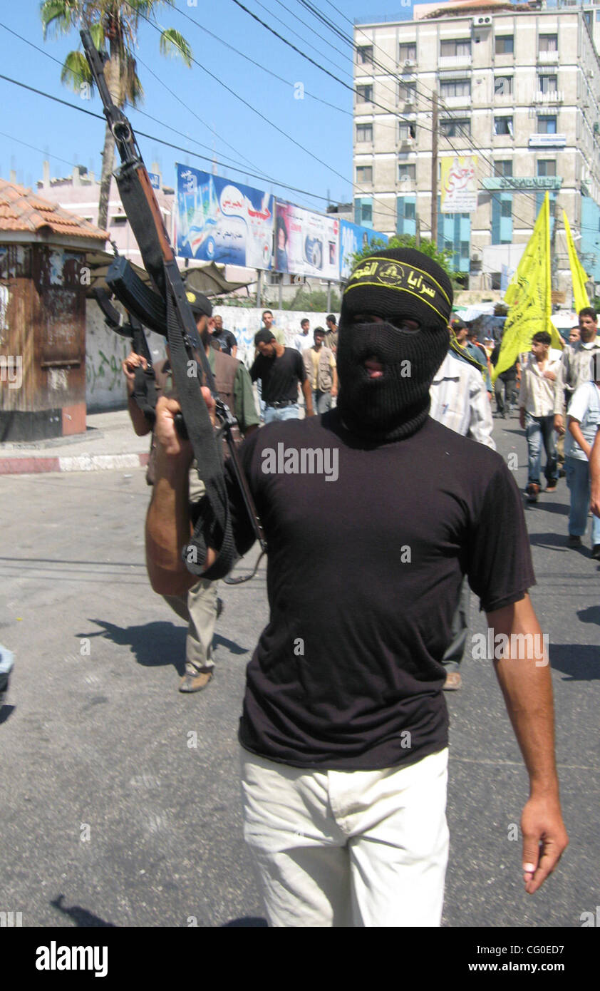 Jun 25, 2007 - Gaza City, Gaza - Palestinian relatives of Islamic Jihad ...