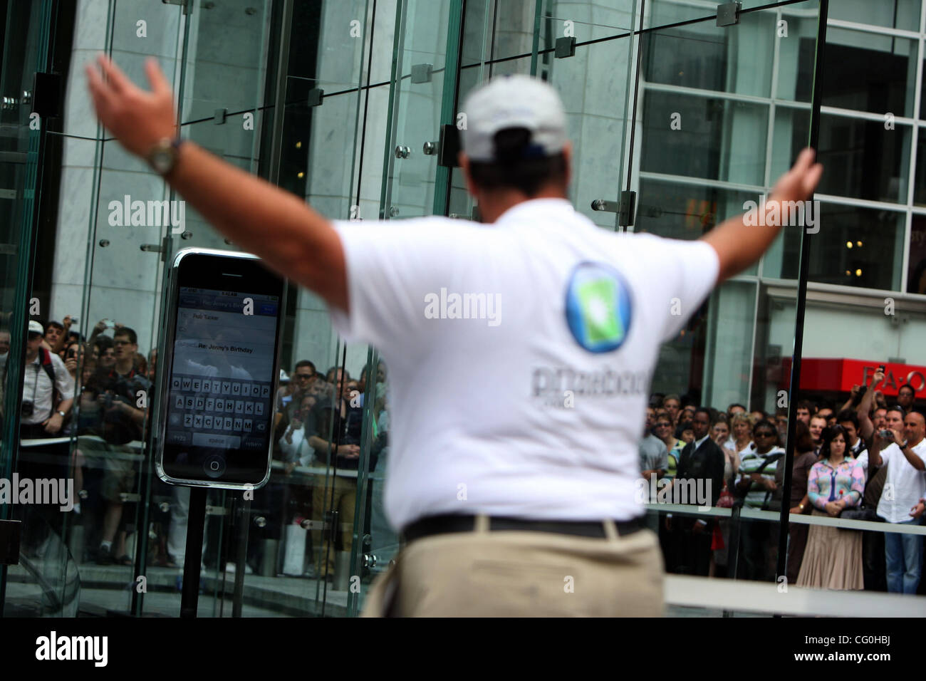 2007 first iphone hi-res stock photography and images - Alamy