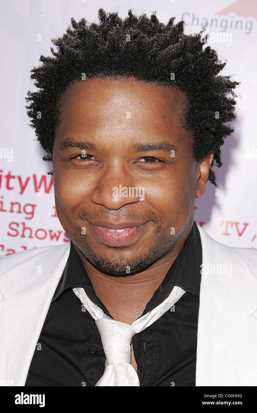 Stars benefiting hi-res stock photography and images - Alamy