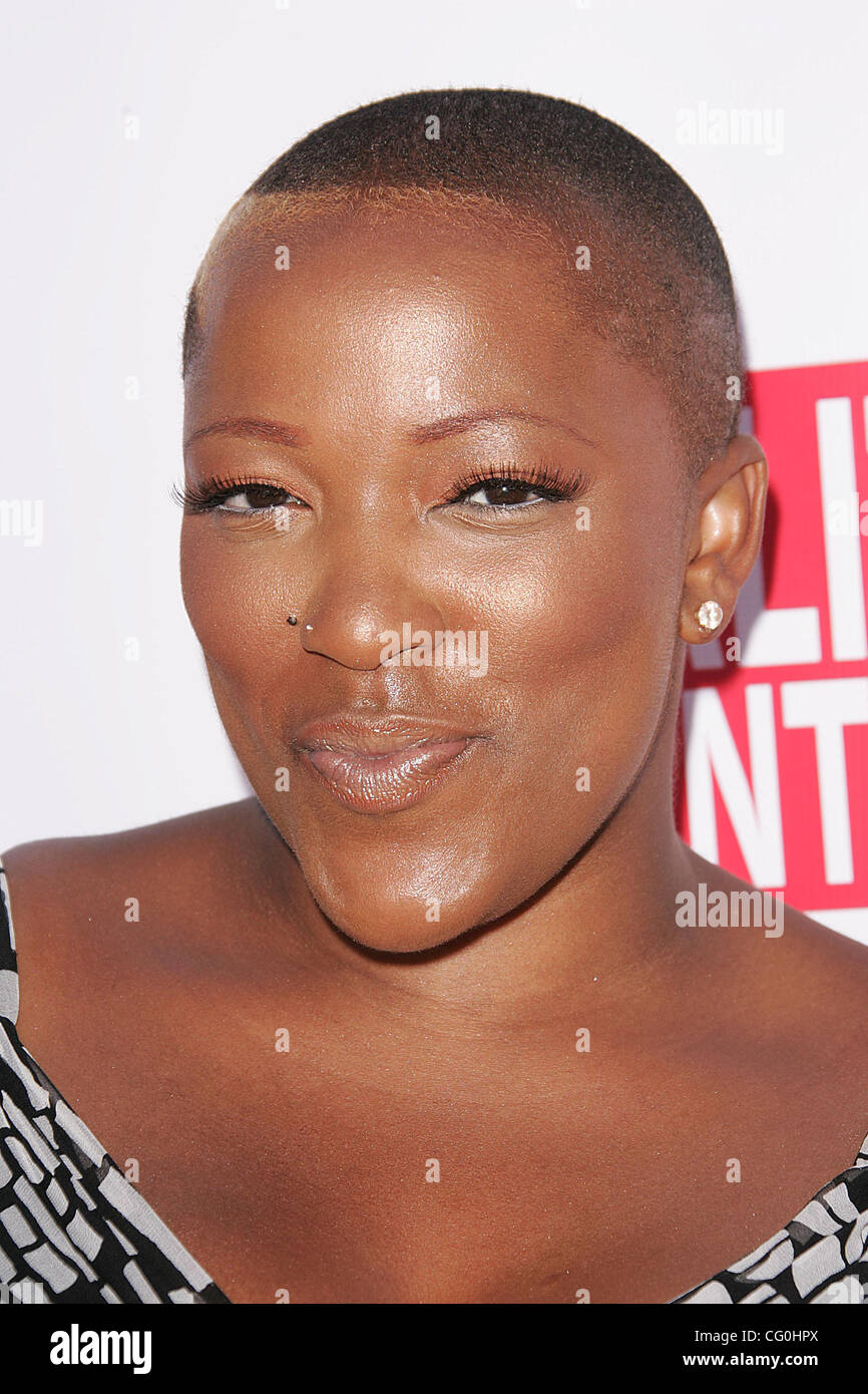 Frenchie davis hi-res stock photography and images - Alamy