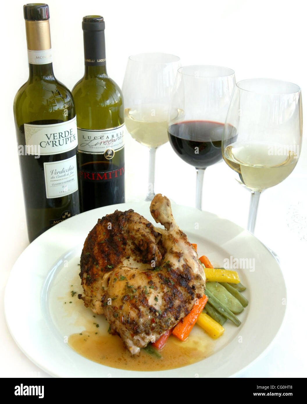 Verdicchio castelli di jesi hi-res stock photography and images - Alamy