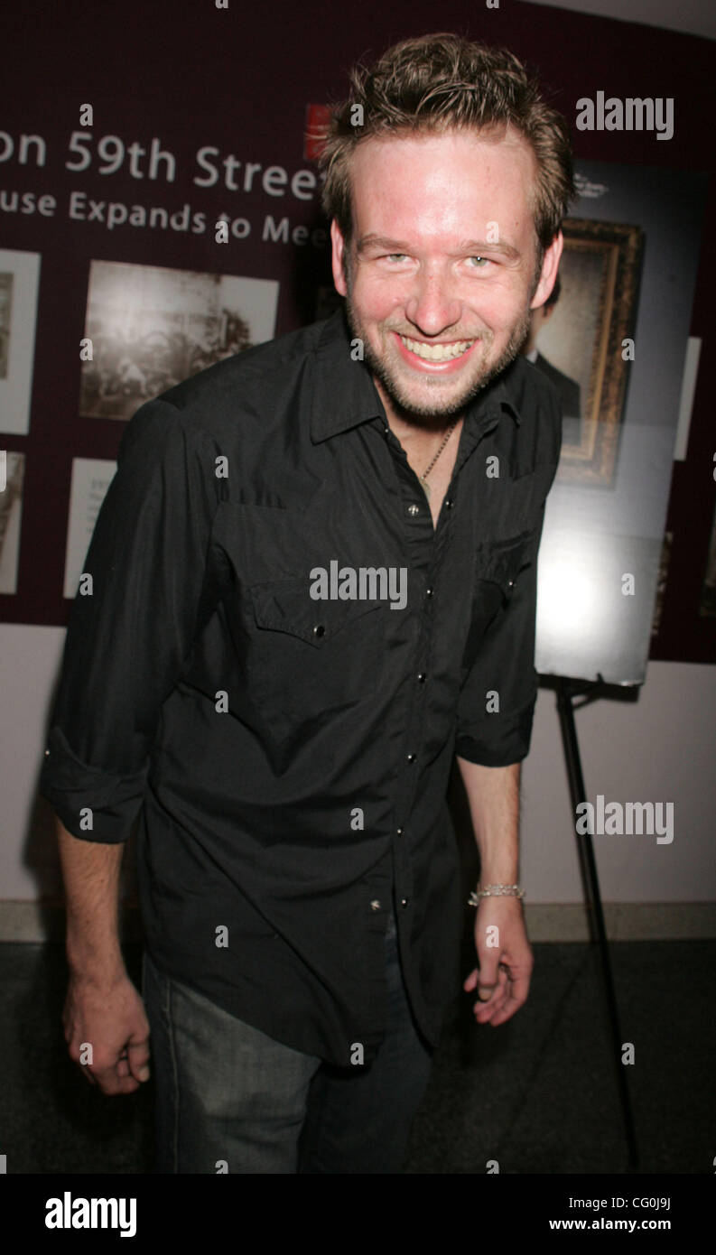 Jul 03, 2007 - New York, NY, USA - Actor DALLAS ROBERTS at arrivals for ...