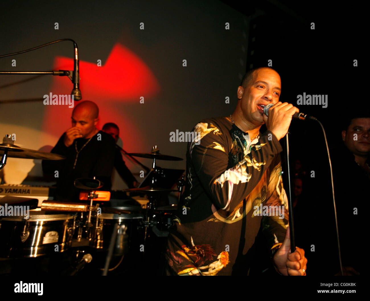 Isaac Delgado performing at SOB's on July 6, 2007 Stock Photo - Alamy