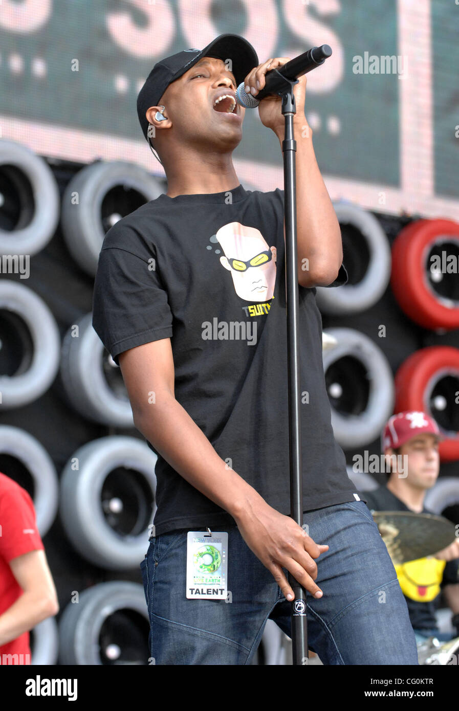 Jul. 7, 2007 East Rutherford, NJ; USA, Singer KENNA performs live at ...