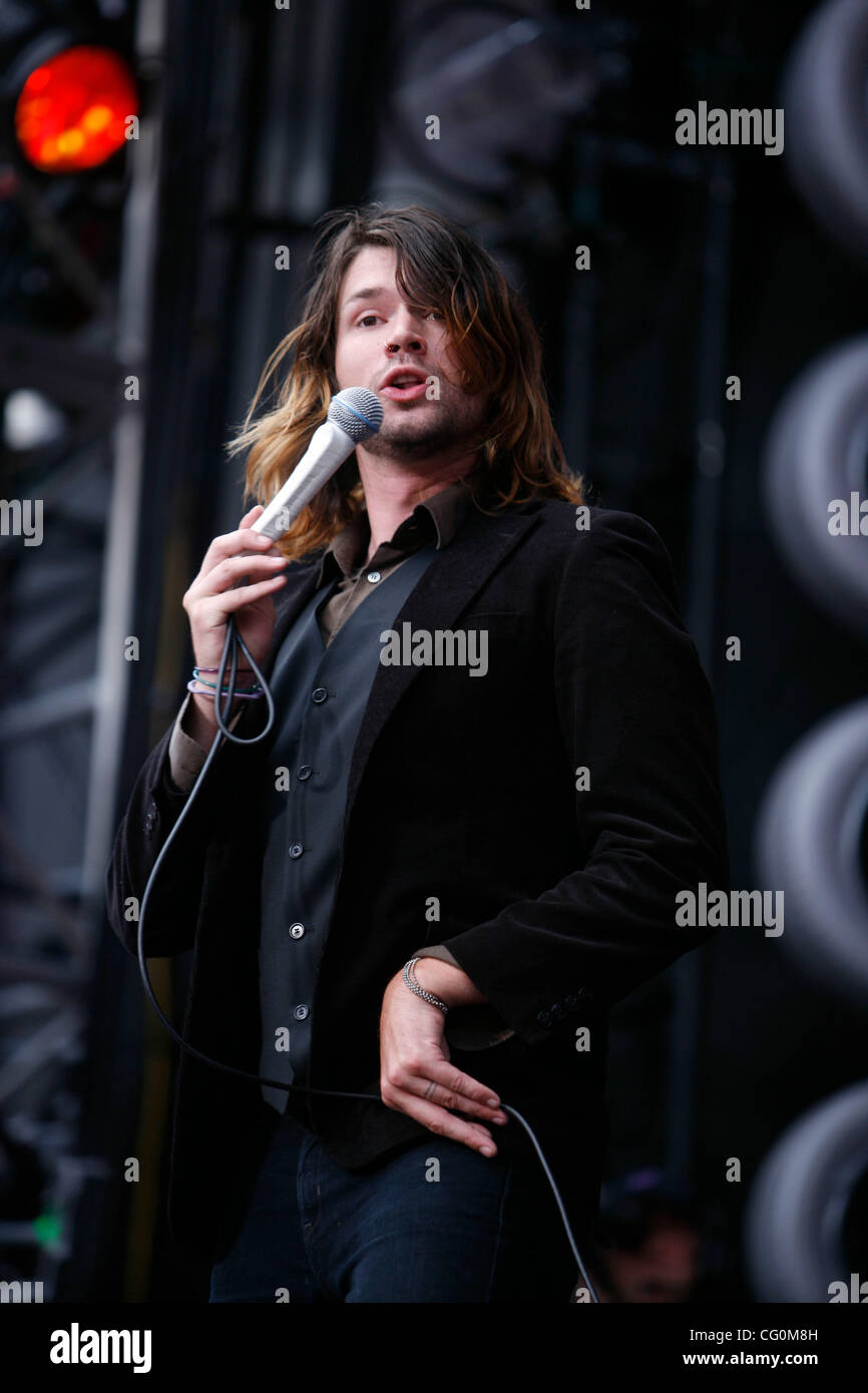 Adam Lazzara Taking Back Sunday