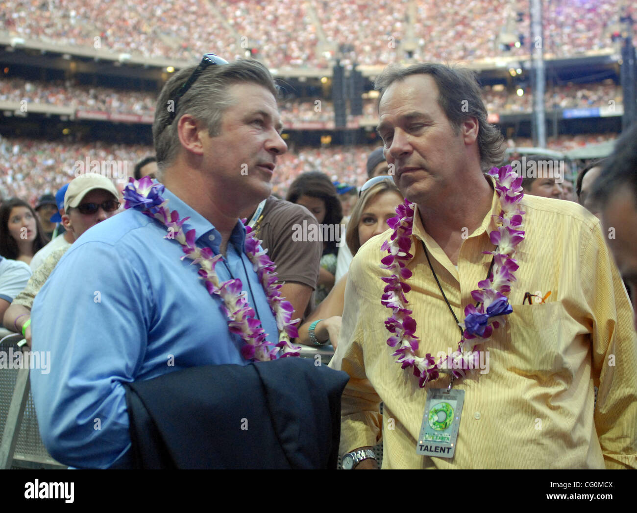 Jul. 7, 2007 East Rutherford, NJ; USA, Actor ALEX BALDWIN makes an ...