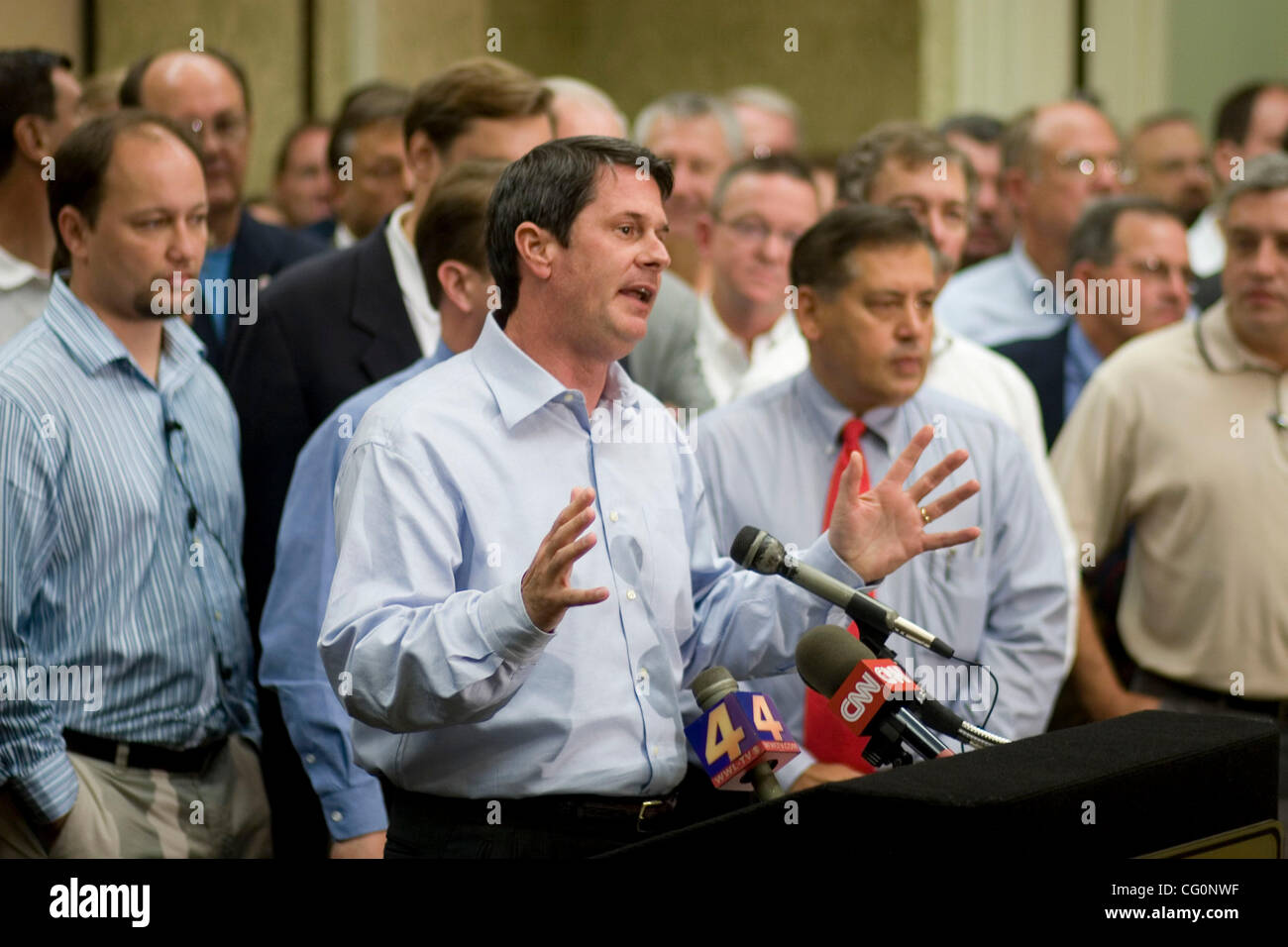 U.S. Senator David Vitter makes a statement to the media regarding ...
