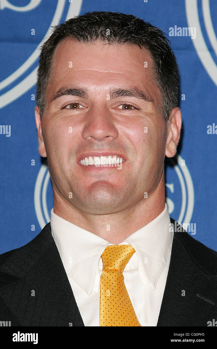 Adam vinatieri hi-res stock photography and images - Alamy