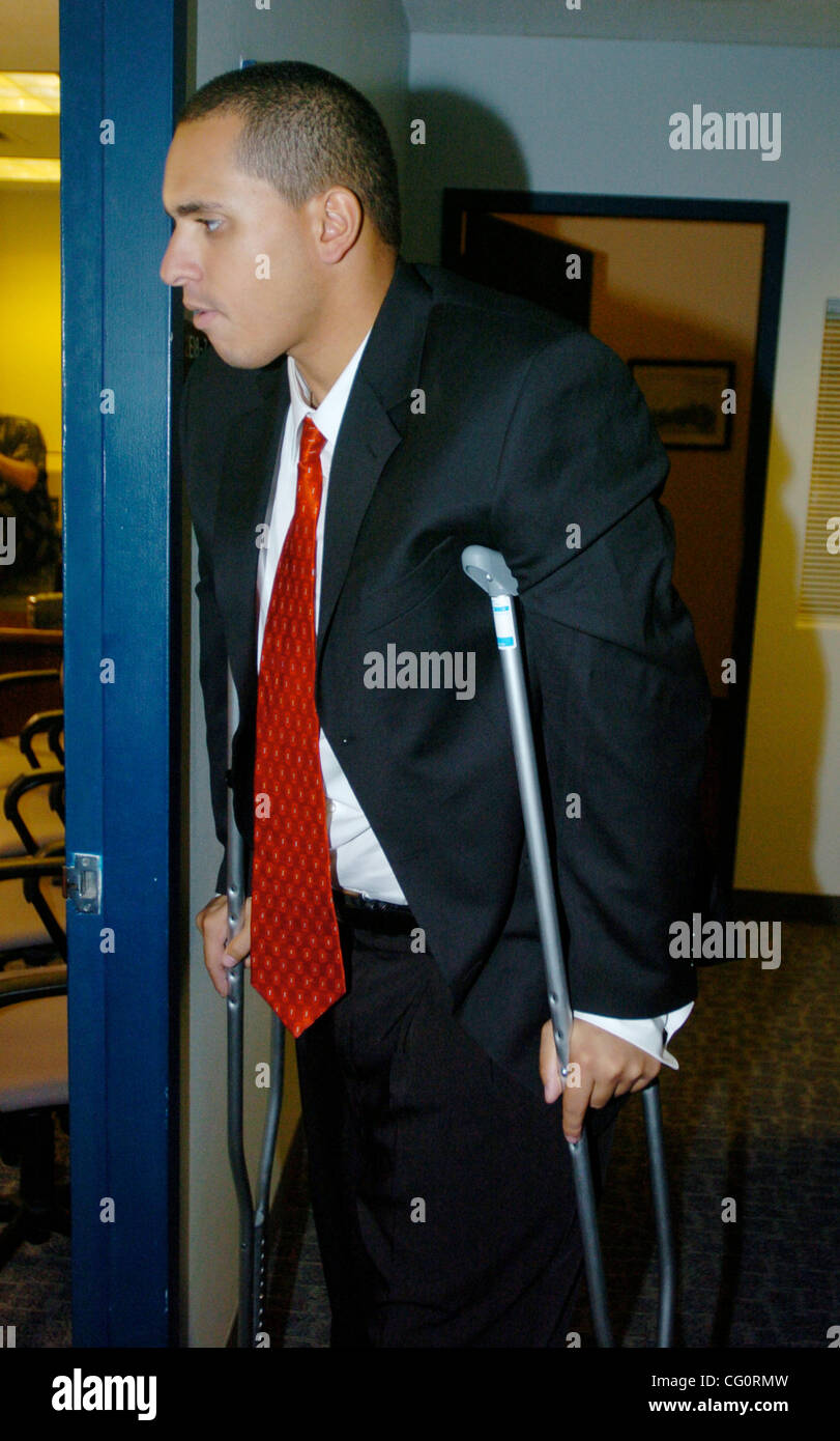 Jonathan Aponte, an Army soldier who just served 10 months in Iraq ...