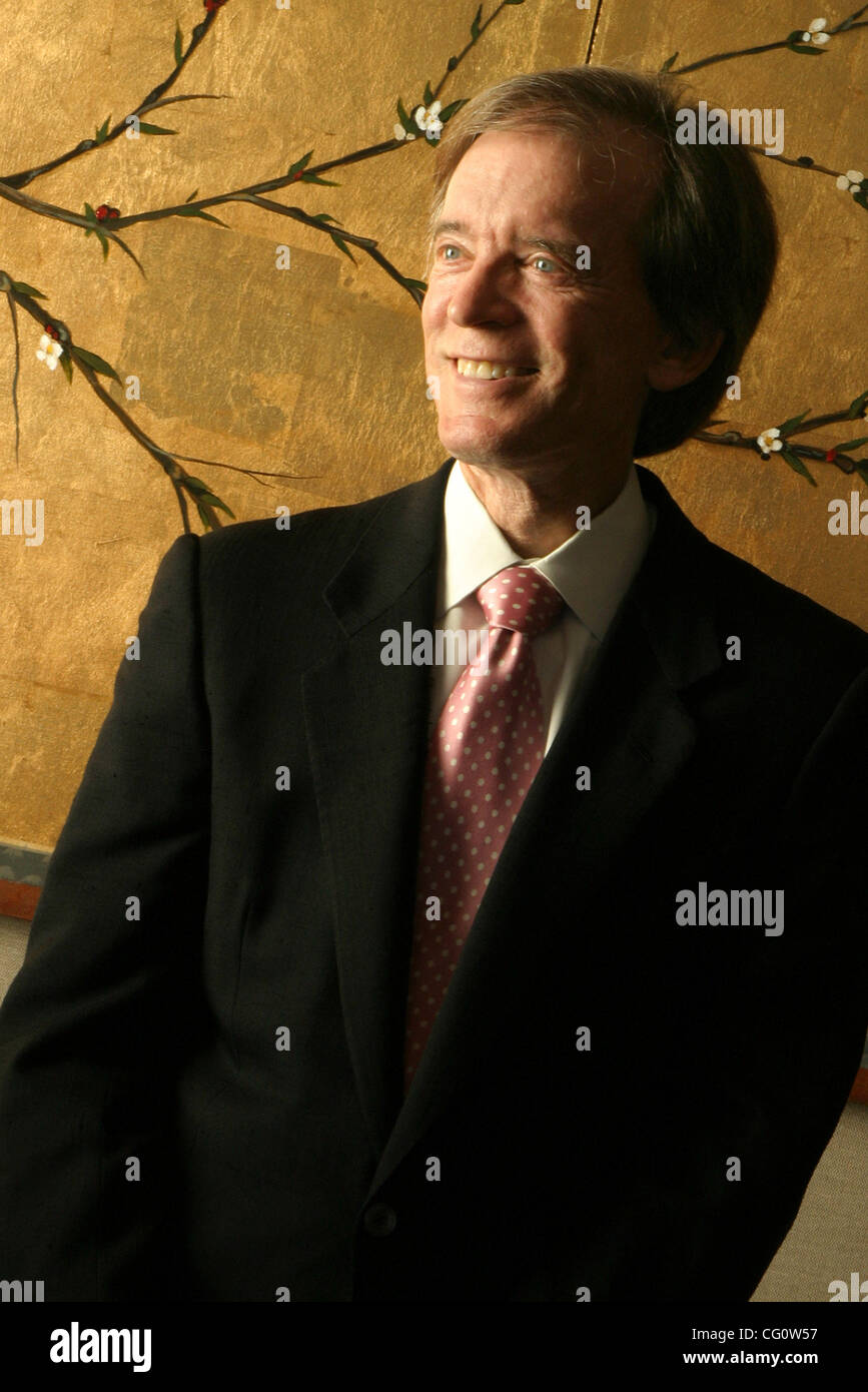 Bill gross pimco hi-res stock photography and images - Alamy