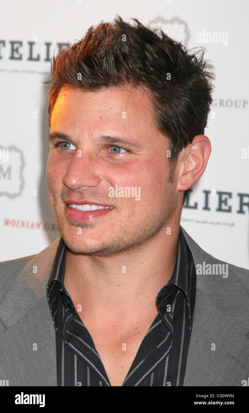 Jul 16, 2007 - New York, NY, USA - New York, NY, USA - Singer NICK ...