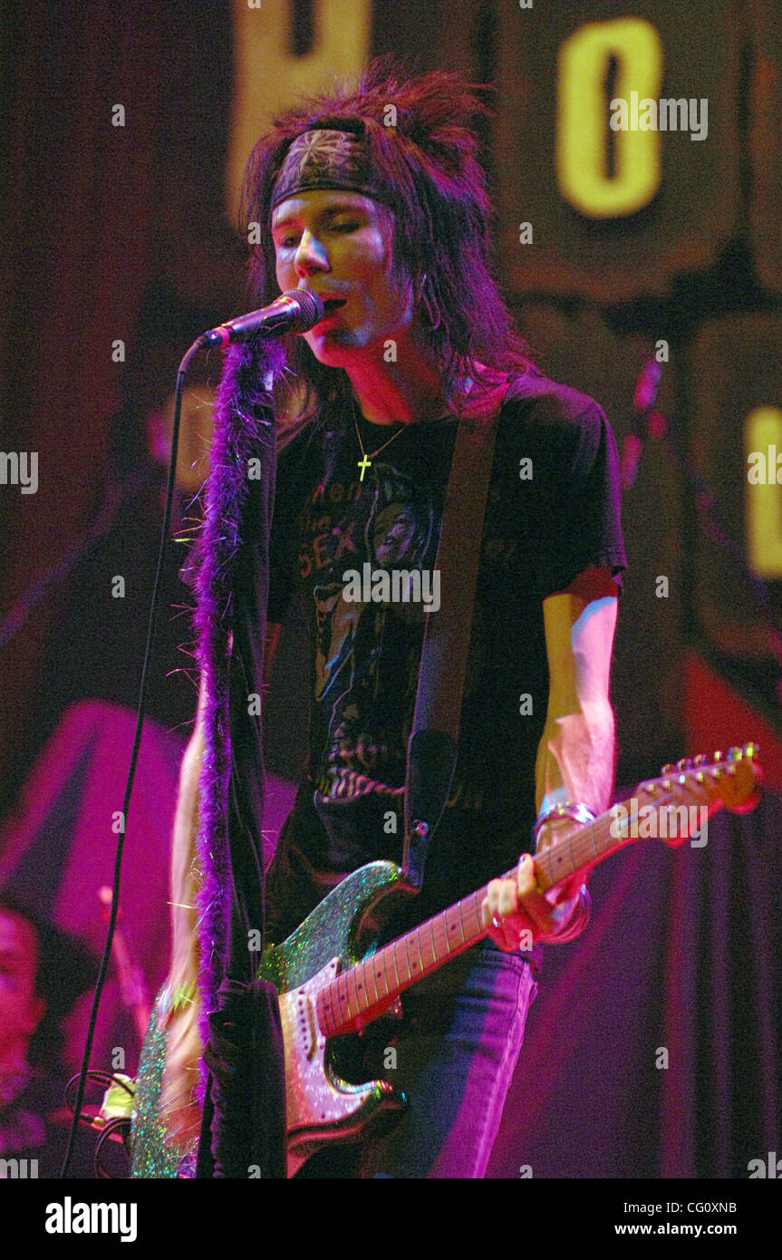 Jul. 17, 2007; Myrtle Beach, SC USA; Singer / Guitarist JACOB LYNAM of ...