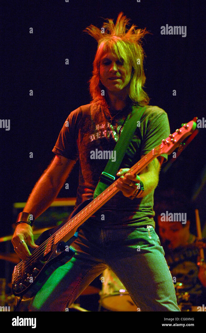 Lynam is hi-res stock photography and images - Alamy