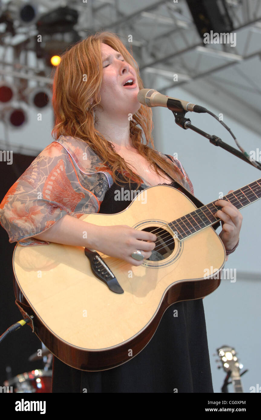 Jun 17, 2007 Manchester, TN; USA, Musician SONYA KITCHELL perform live ...