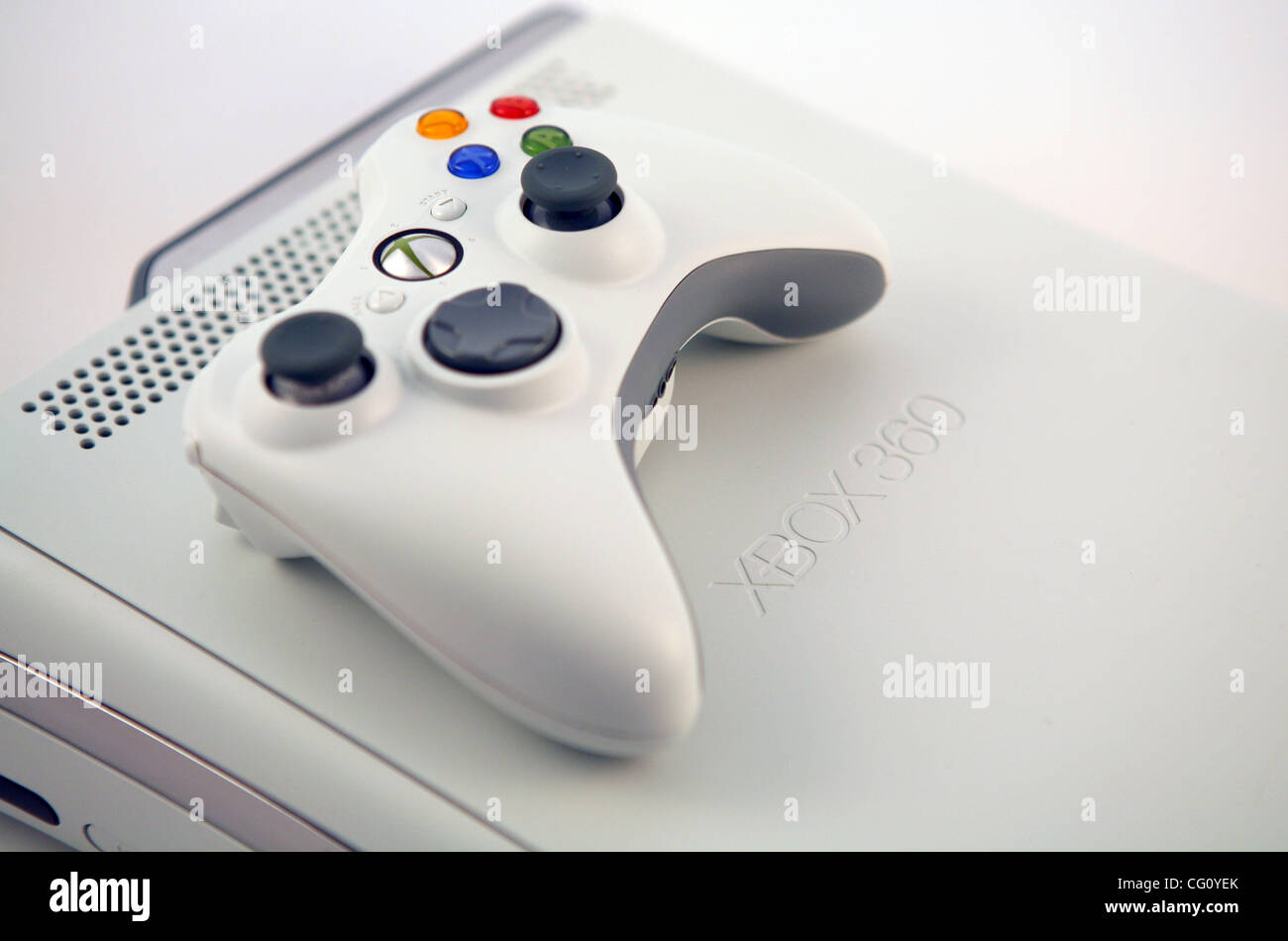 Jul 18, 2007 - Los Angeles, CA, USA - Microsoft extends the warranty ...