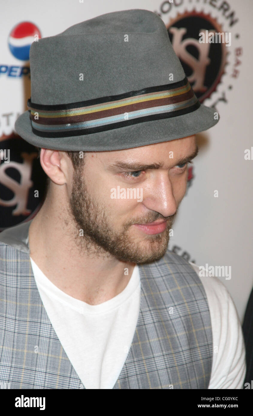 Jul 18, 2007 - New York, NY, USA - JUSTIN TIMBERLAKE at the opening of ...