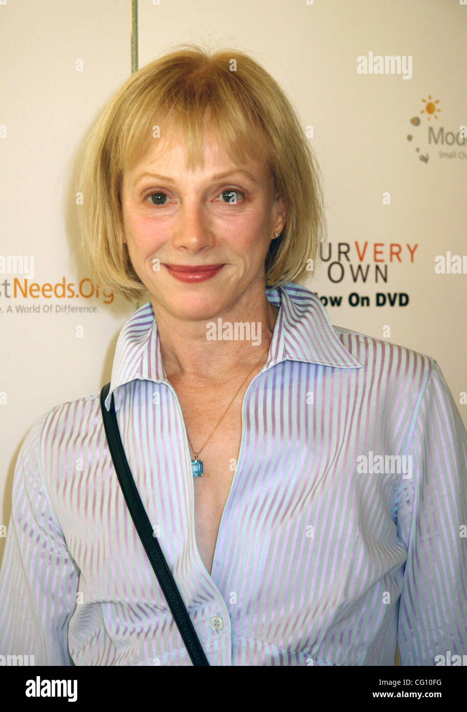 Jul 19, 2007 - Santa Monica, CA, USA - SONDRA LOCKE arriving at Miramax ...