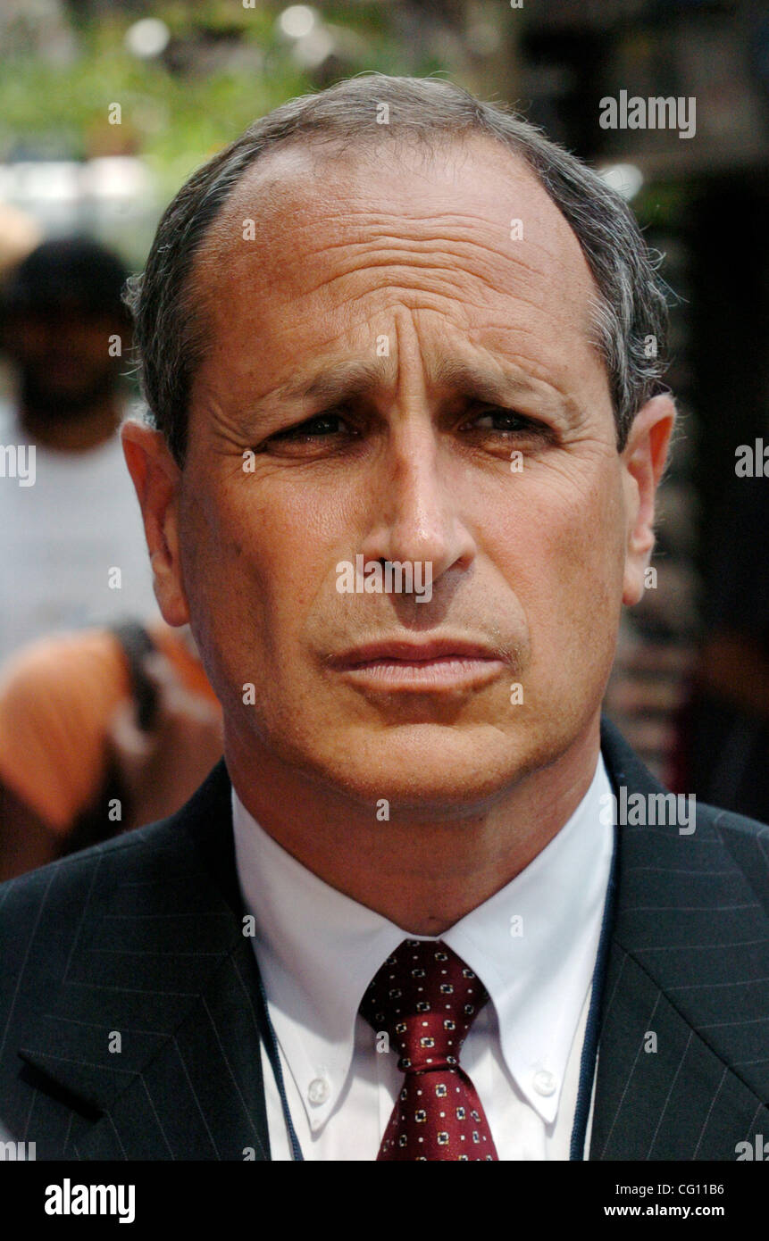 Jul 20, 2007 - Manhattan, NY, USA - MTA Executive Director and CEO ...
