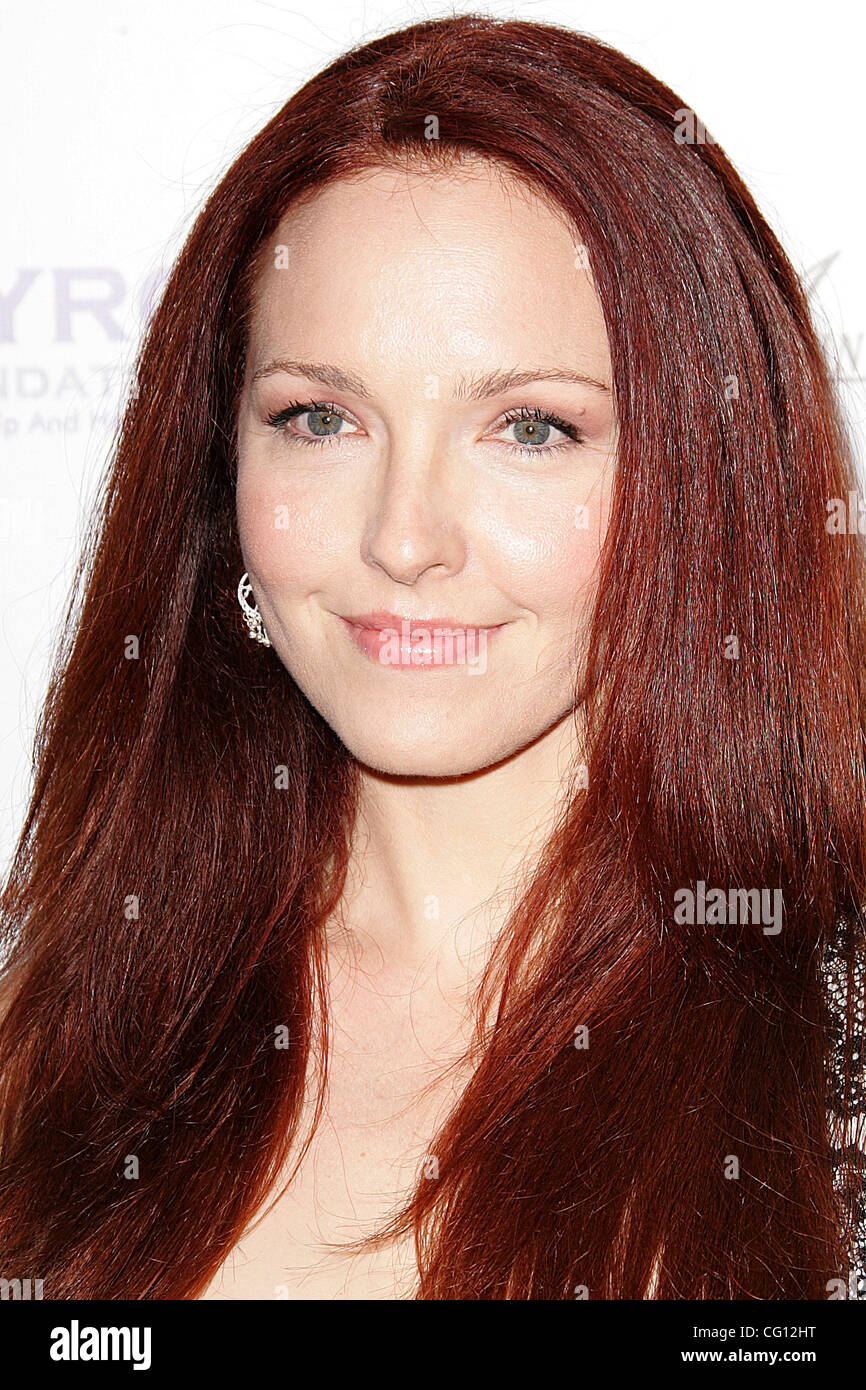 © 2007 Jerome Ware/Zuma Press Actress AMY YASBECK durring arrivals at ...