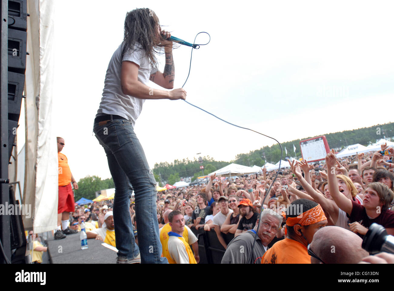 Spencer chamberlain of underoath hi-res stock photography and images ...