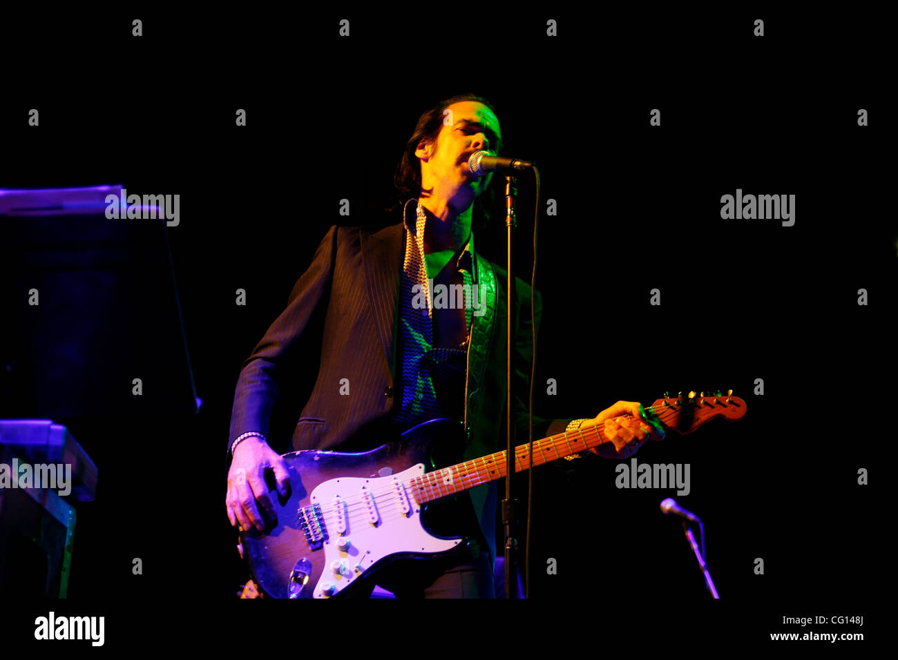 Nick Cave of Grinderman performing at Madison Square garden on July ...