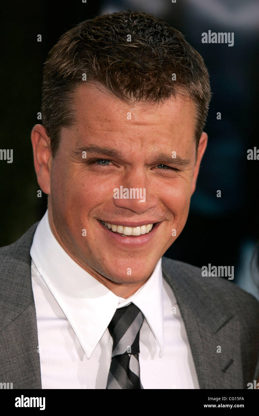 Jul 25, 2007 - Hollywood, California, USA - Actor MATT DAMON arriving ...