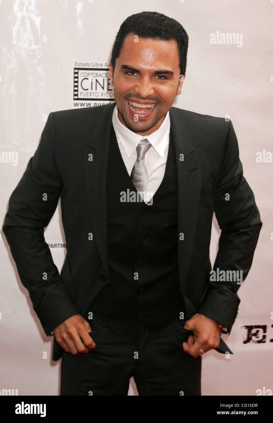 Jul 26, 2007 - New York, NY, USA - Actor MANNY PEREZ at the arrivals of ...