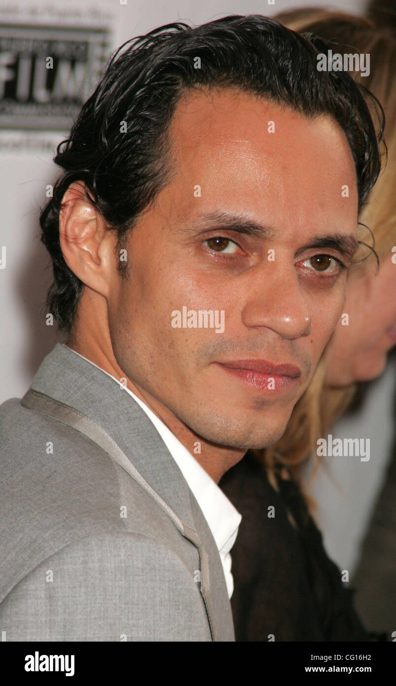 Marc anthony el cantante singer hi-res stock photography and images - Alamy