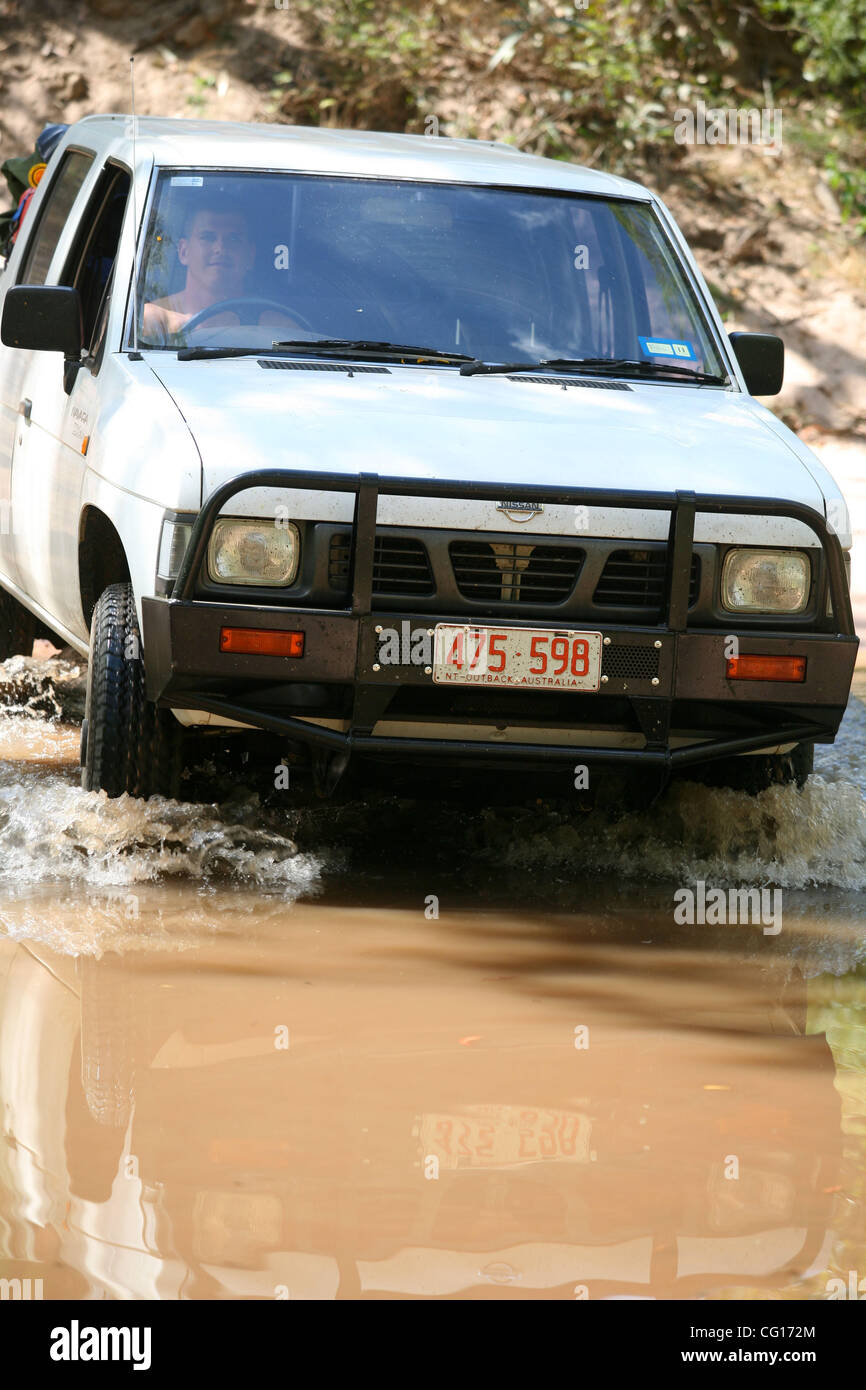 Driving through rivers hi-res stock photography and images - Alamy