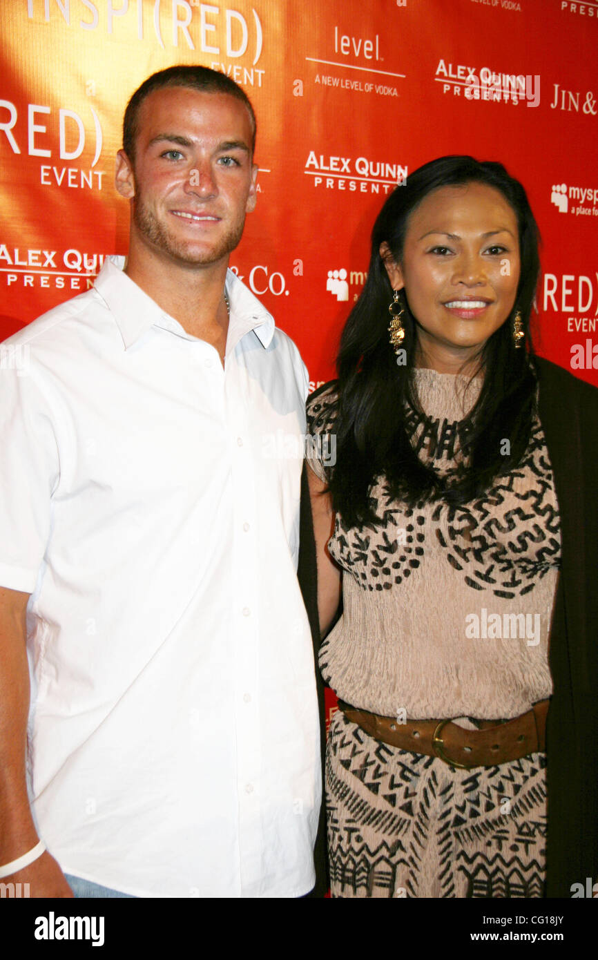 Jul 30, 2007 - Hollywood, CA, USA - Olympic Medalist ED MOSES and guest ...