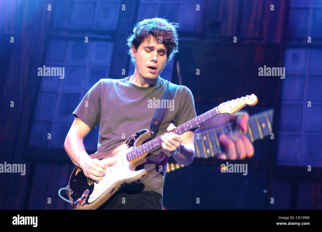 Singer john mayer hi-res stock photography and images - Alamy