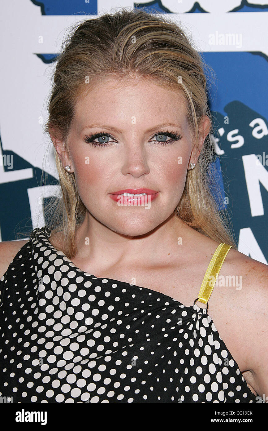 Jul 31, 2007 - Los Angeles, CA, USA - Singer NATALIE MAINES (of the ...