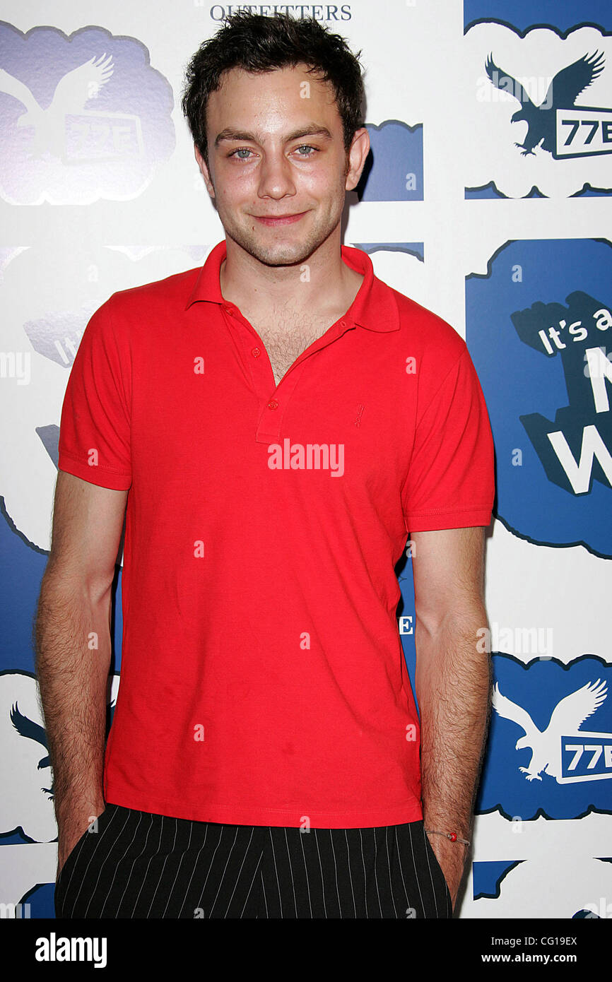Jul 31, 2007 - Los Angeles, CA, USA - Actor JONATHAN SADOWSKI during ...