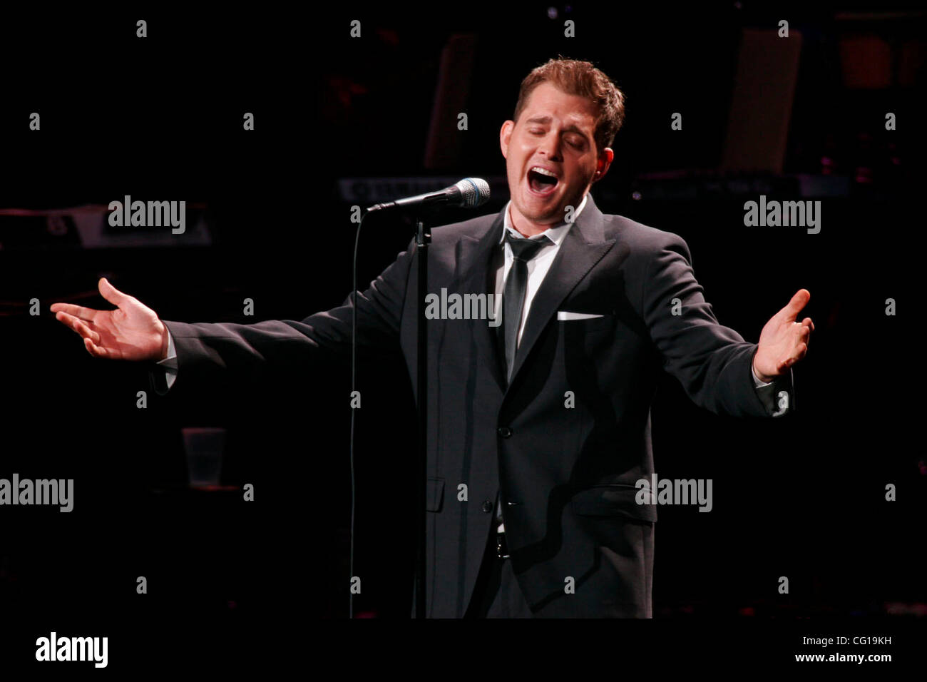 Michael Bublé performing at Radio City Music Hall on July 31, 2007 ...