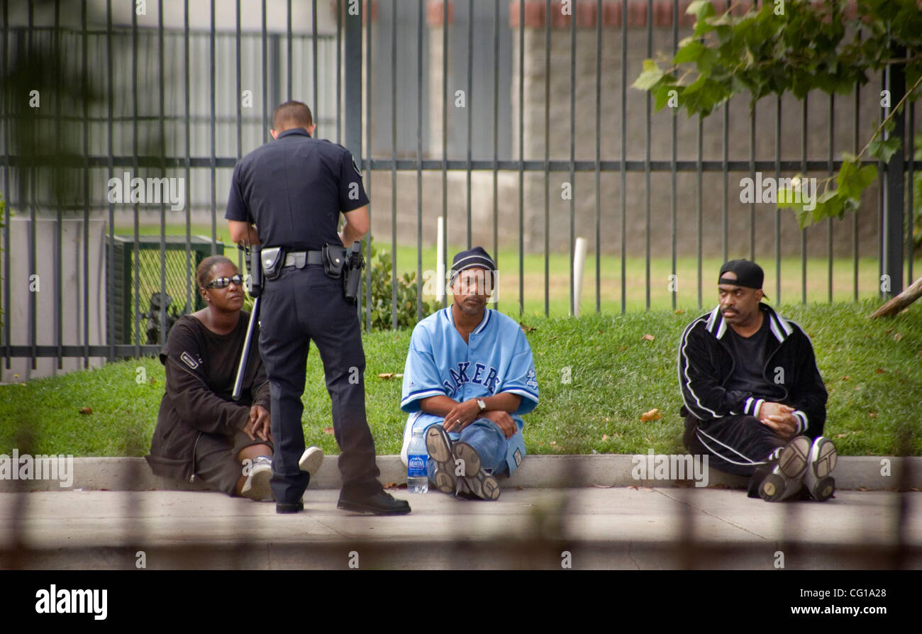 Police question three African Americans stopped "on suspicion" in Santa ...