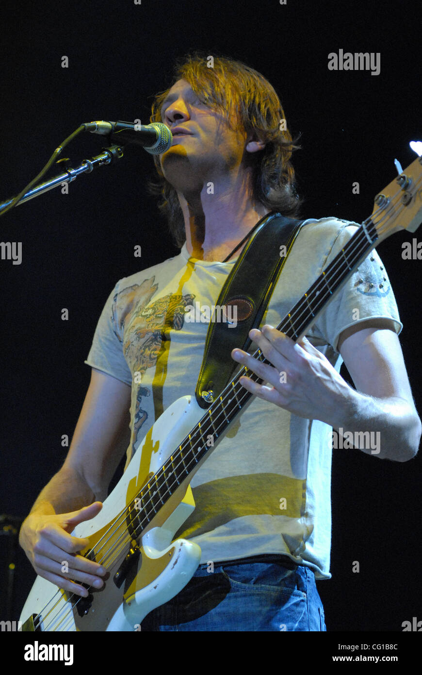 Aug 03 , 2007; New York, NY, USA; STINGS SON and FICTION PLANE ...