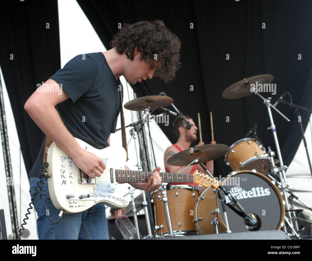 Aug 04, 2007 - Baltimore, MD, USA - Singer / Guitarist JON FRATELLI and ...