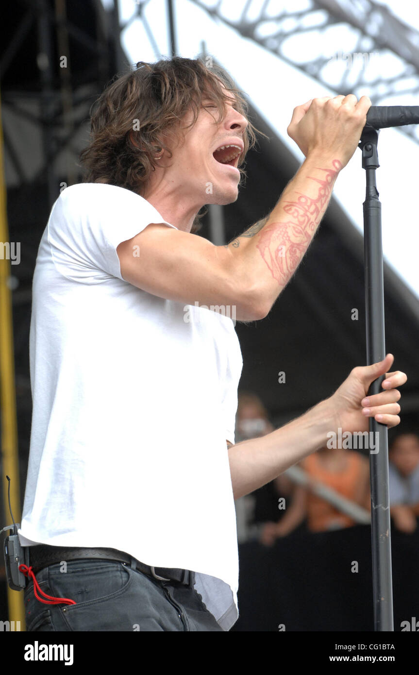 Incubus singer brandon boyd performs hi-res stock photography and ...