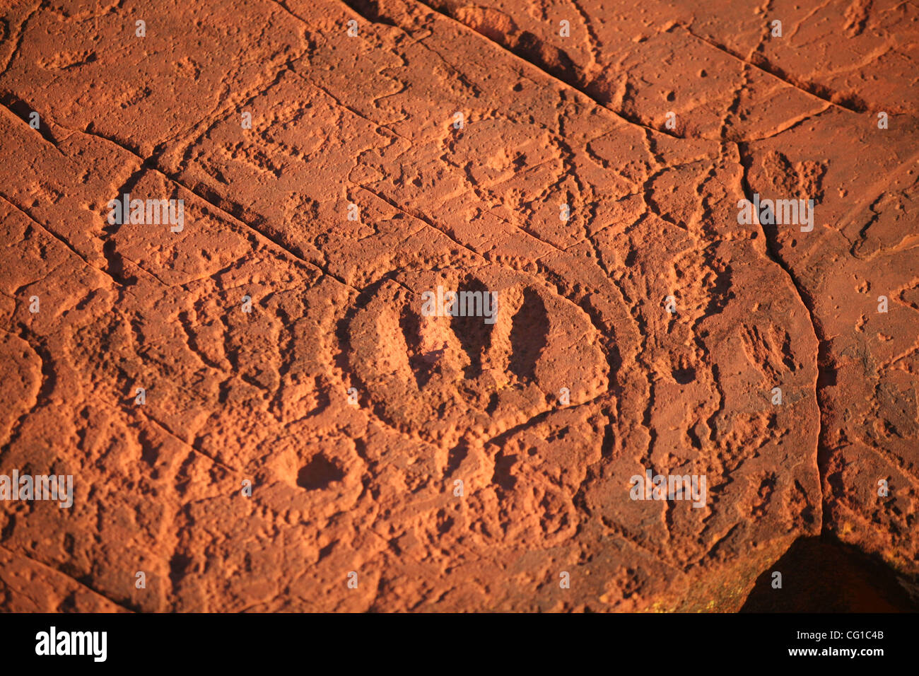 Aboriginal engravings hi-res stock photography and images - Alamy