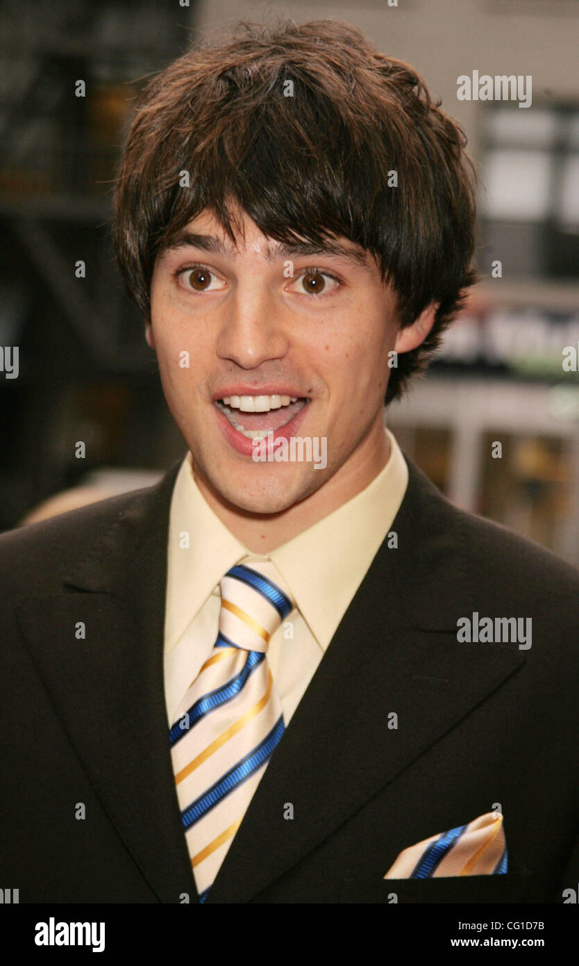 Nicholas dagosto hi-res stock photography and images - Alamy