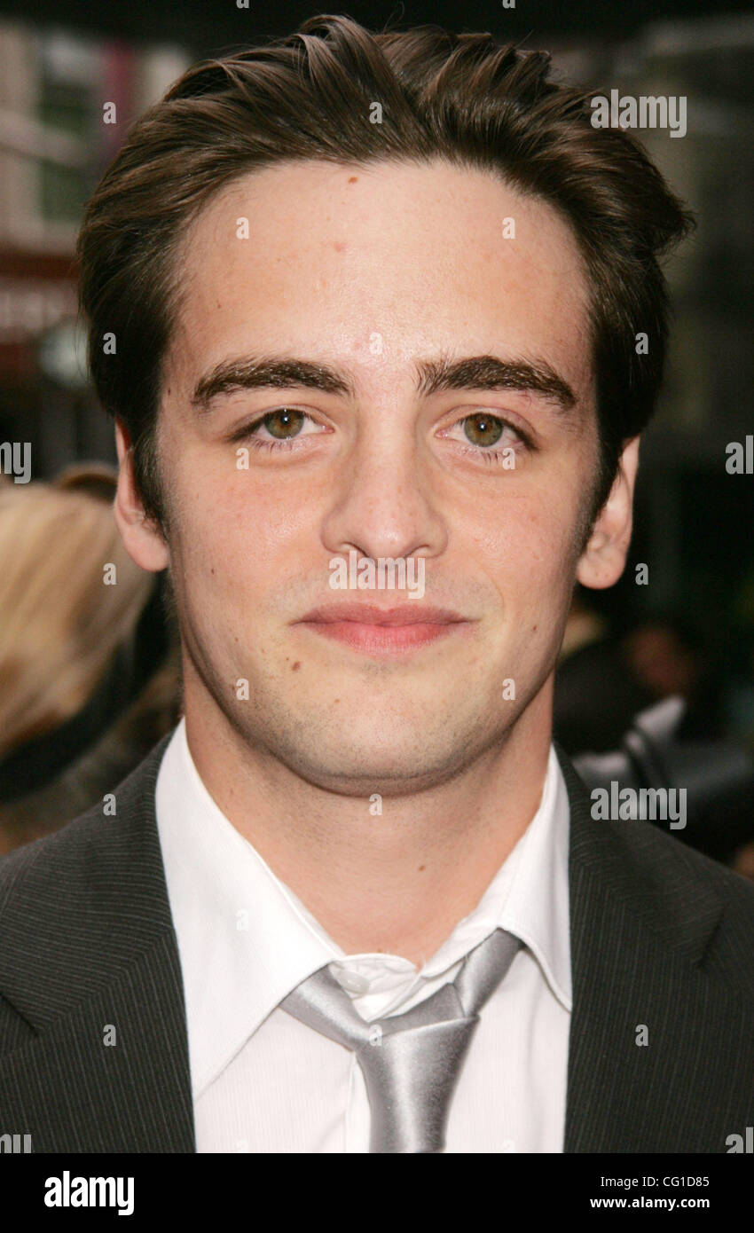Aug 07, 2007 - New York, NY, USA - Actor VINCENT PIAZZA at the New York ...