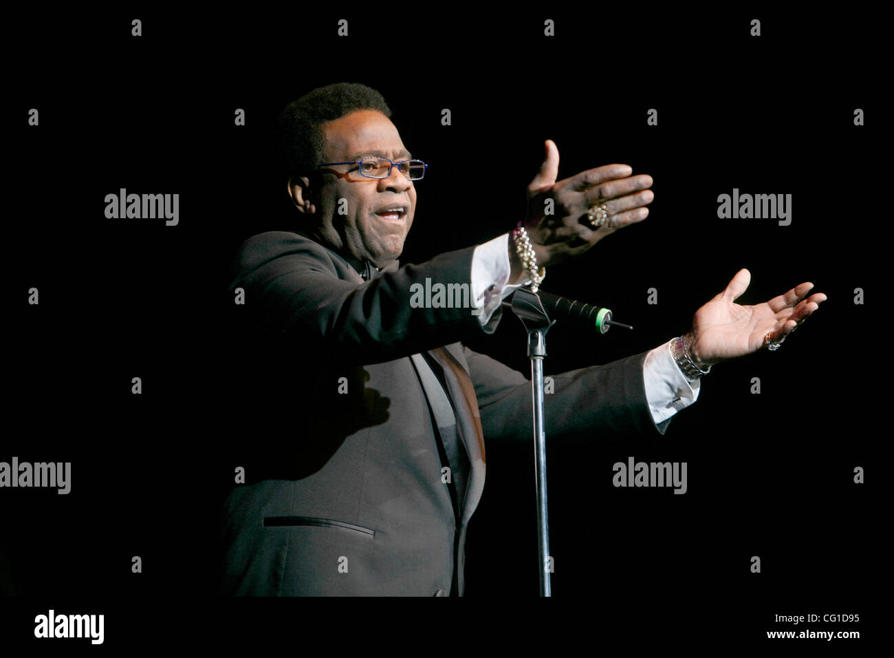 Al Green performing at Madison Square Garden's Theater on August 7 ...